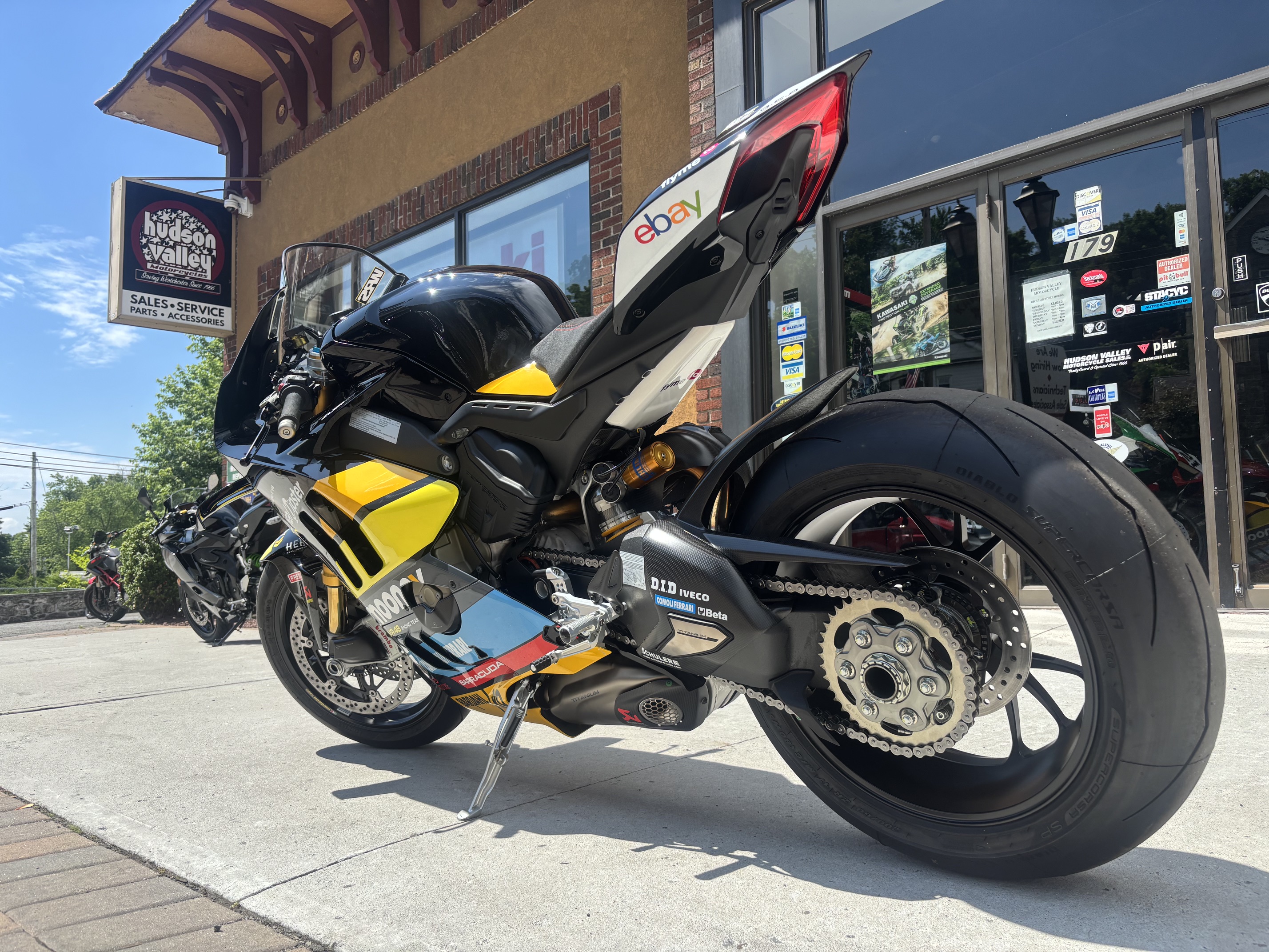 2024-Ducati-Panigale-V4-S-Bezzechi-Racing-Replica-BEZZECHI-REPLICA ...